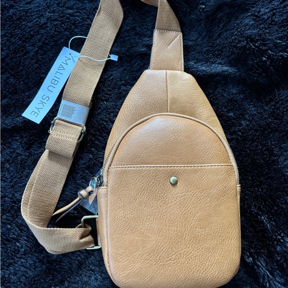 Malibu Skye | Bags | Malibu Skye Tan Crossbody Bag | Poshmark